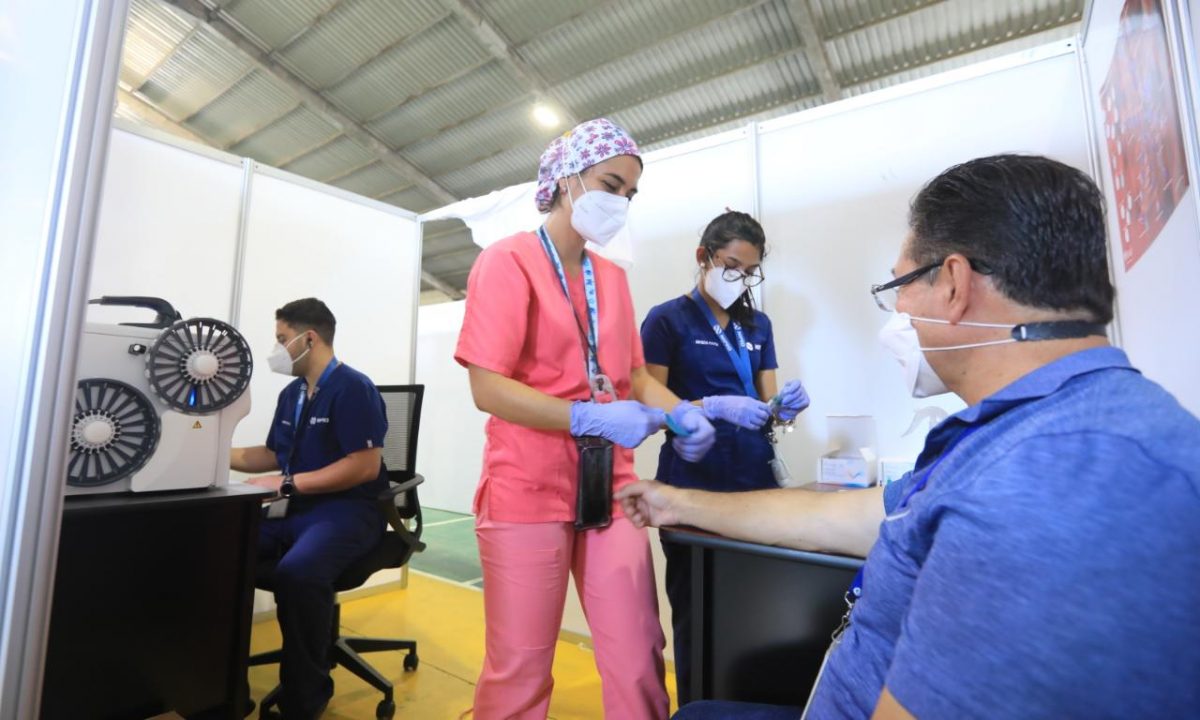 Presidente Hernández inaugura tres centros de de triaje en Roatán – STN HONDURAS