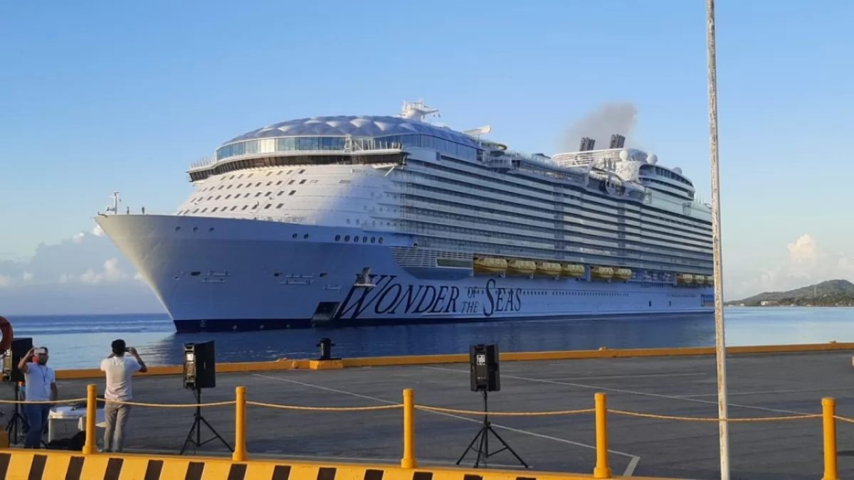 Llega a Honduras el barco más grande del mundo – STN HONDURAS