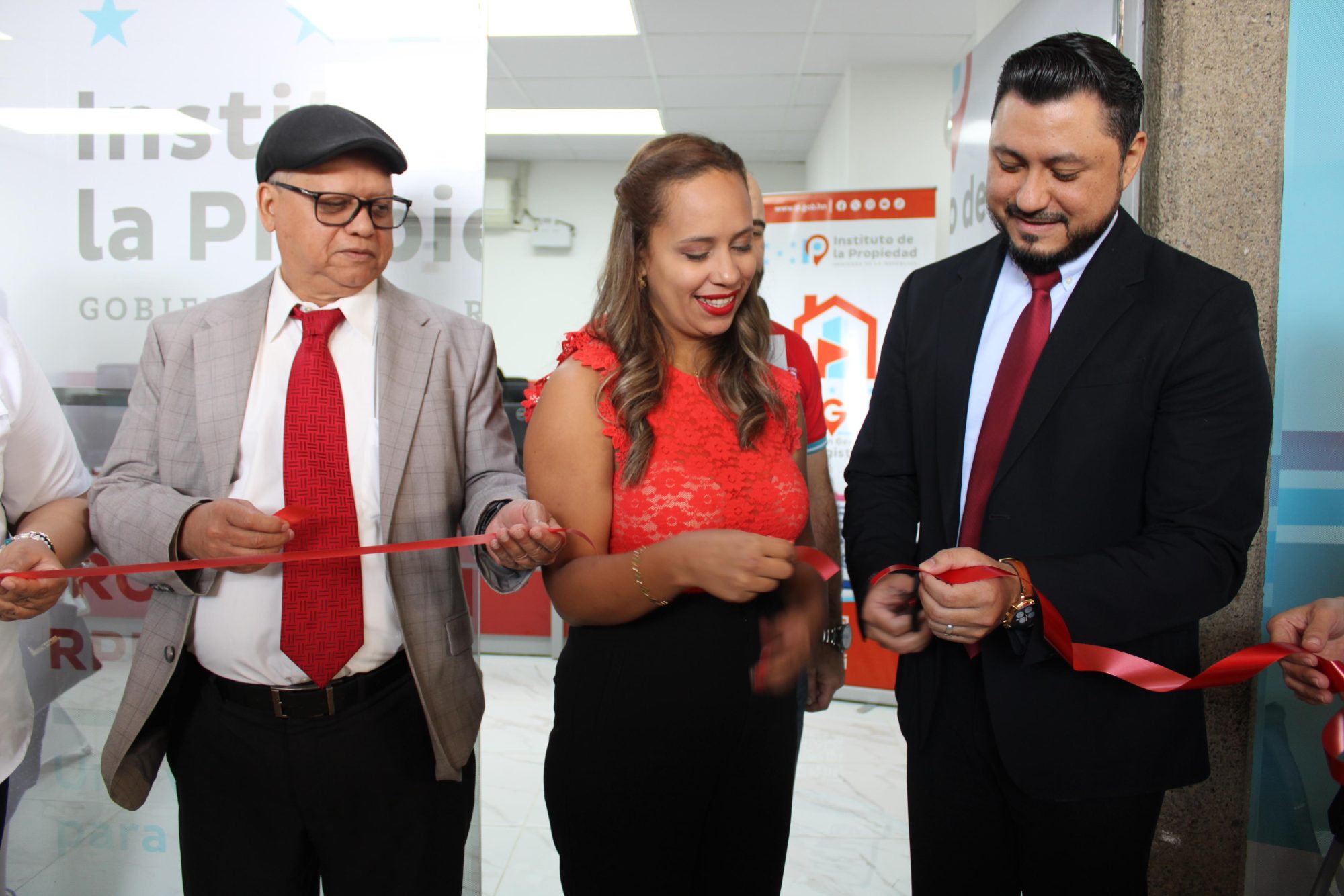 Instituto de la Propiedad inaugura nueva oficina de Agencia de Registro ...